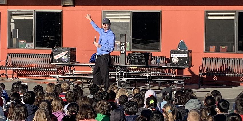 Rockets and Robots Assembly | Capri Elementary School